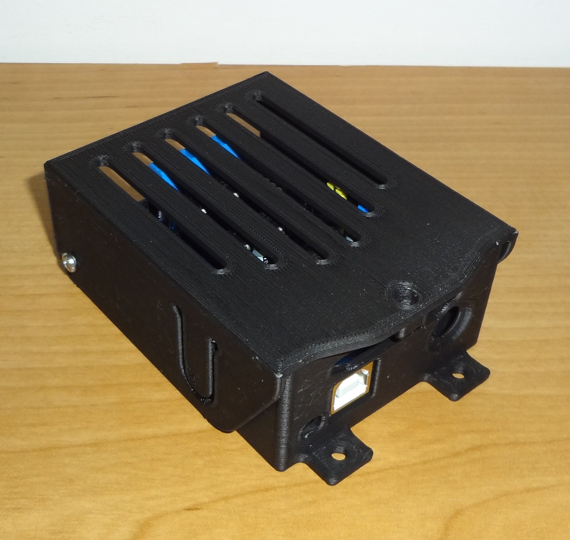 Compact Enclosure W Pivoting Cover And Hardware Compatible With Arduino Uno And Motor Shield