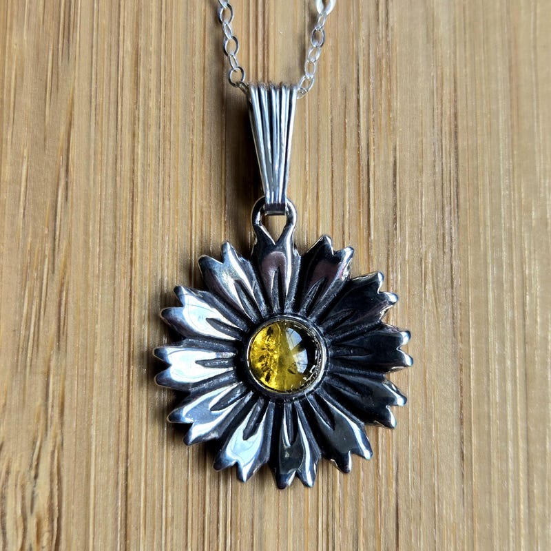 Flower Pendant - Etsy