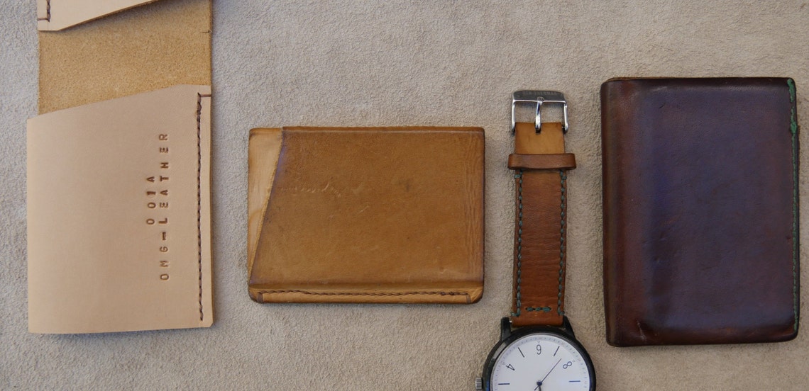 Loop 4 · Bifold Leather Card Holder With Note Pocket · Unique · Made to ...