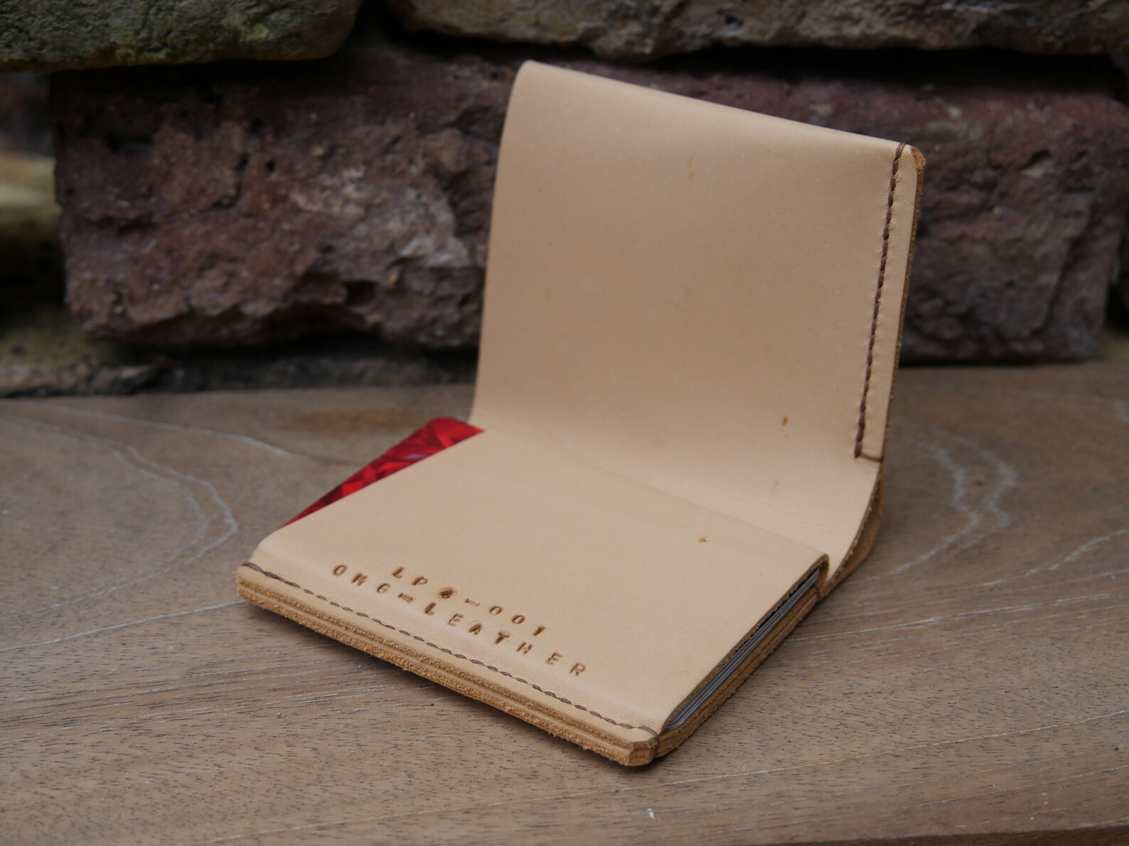 Loop 4 · Bifold Leather Card Holder With Note Pocket · Unique · Made to ...