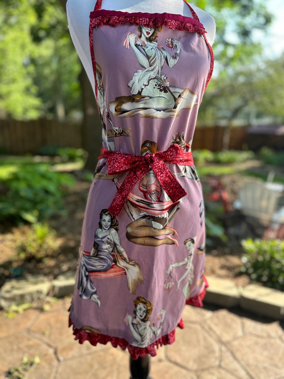 Ladies Apron, Woman's Apron, Crafting Apron, Cooking Apron, Chef Apron ...