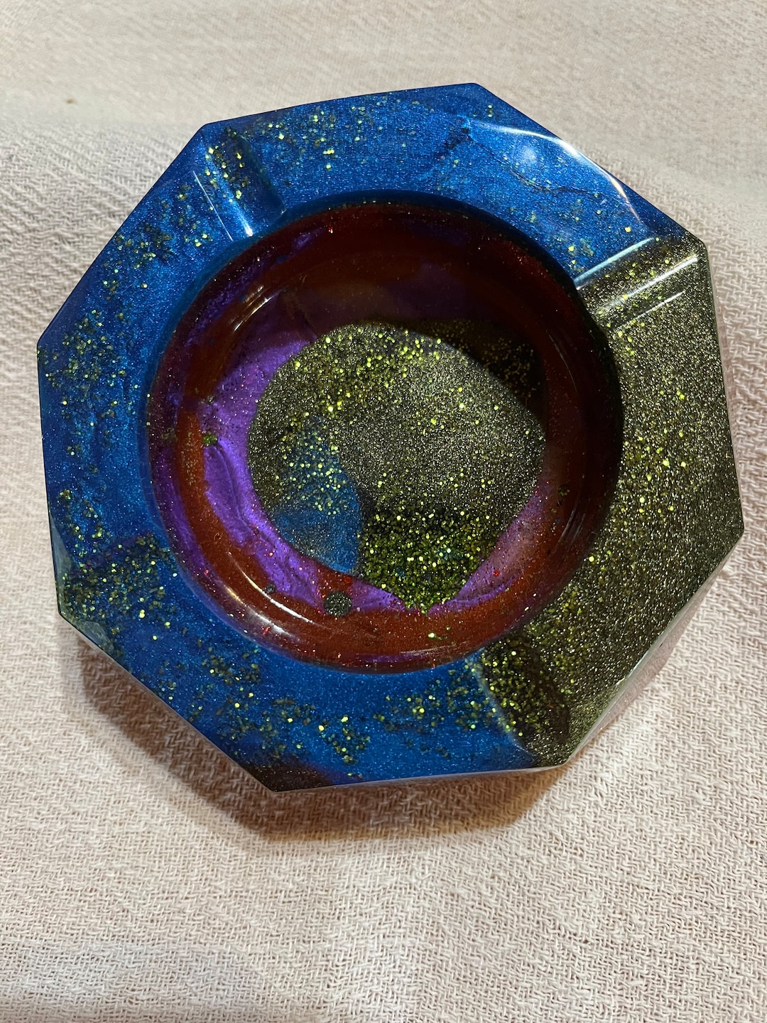 Custom Glitter and Mica Powder Ashtray , Trinket Dish, Change Dish. - Etsy
