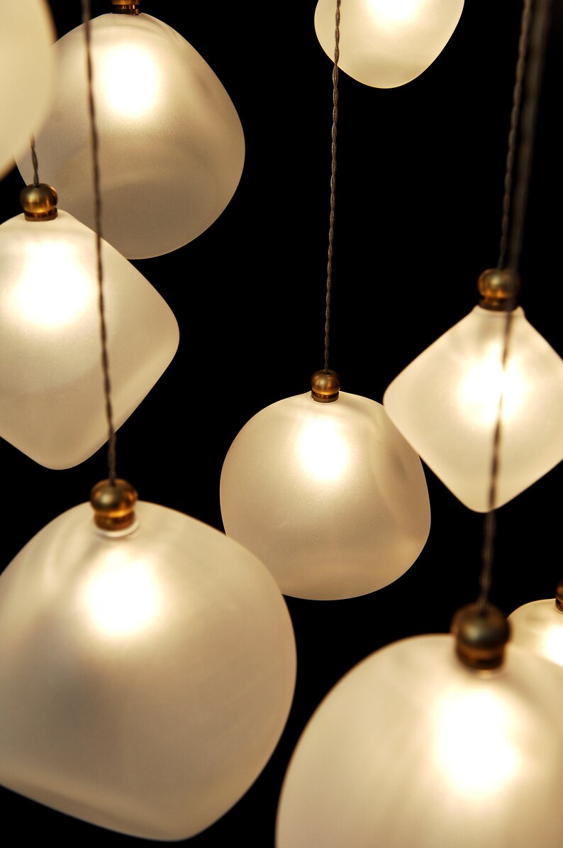 White-globe-multi-pendant-lighting VOYAGE - Etsy