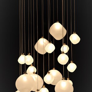 White-globe-multi-pendant-lighting VOYAGE | Etsy Canada