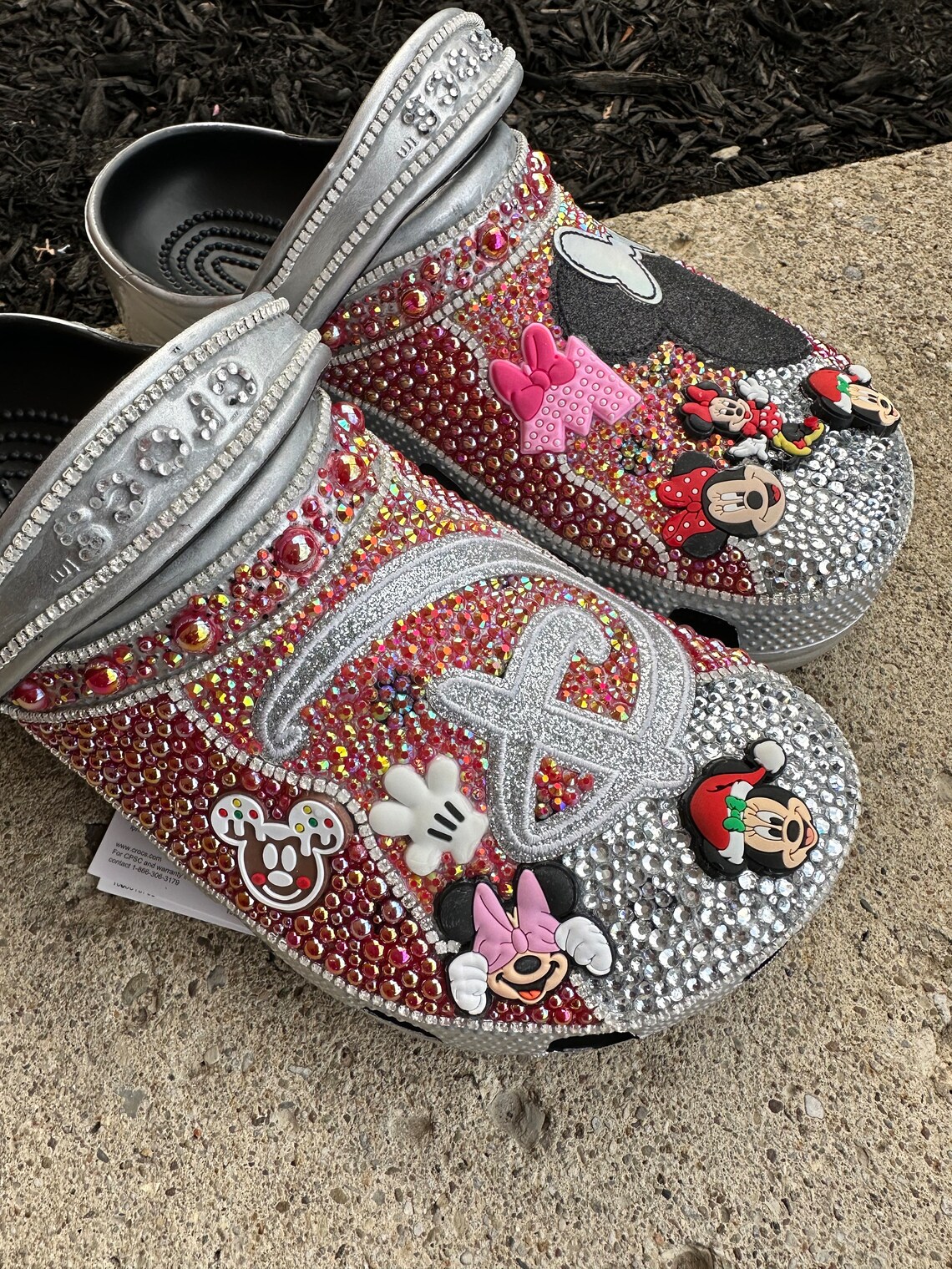 Custom Minnie Mouse Crocs. - Etsy