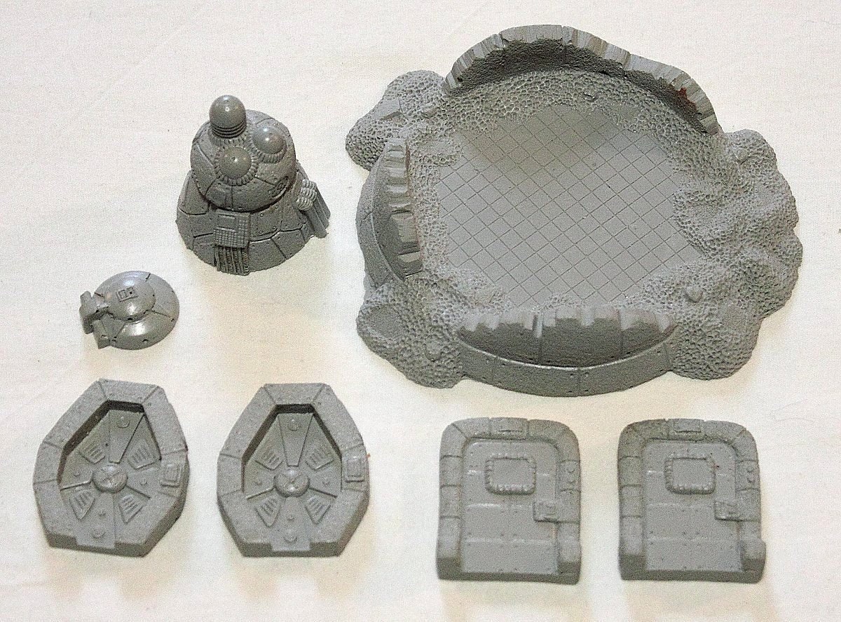 Warhammer 40k Deco Elements From Fantasy Forge - Set 01 - Etsy
