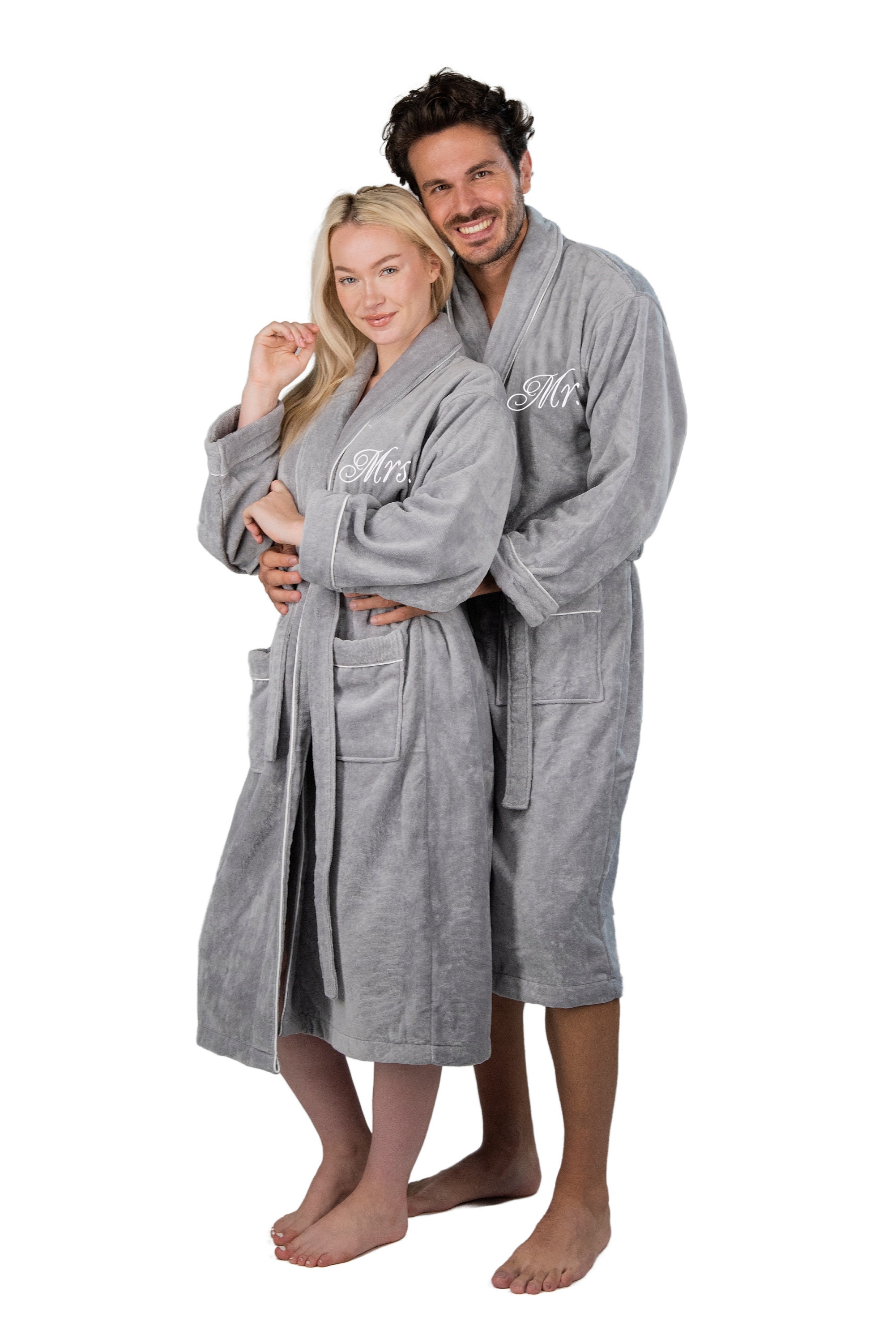 Luxury Mr and Mrs Velour Robes Set for Couples | Includes Gift Box - Etsy