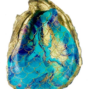 Oyster Shell Ornament- "mermaid" - Etsy