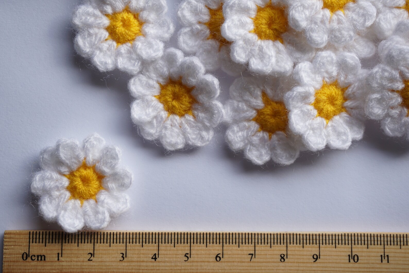 Set of 12 Pcs Handmade Crochet Small Daisy Flowers Appliques 3 - Etsy ...