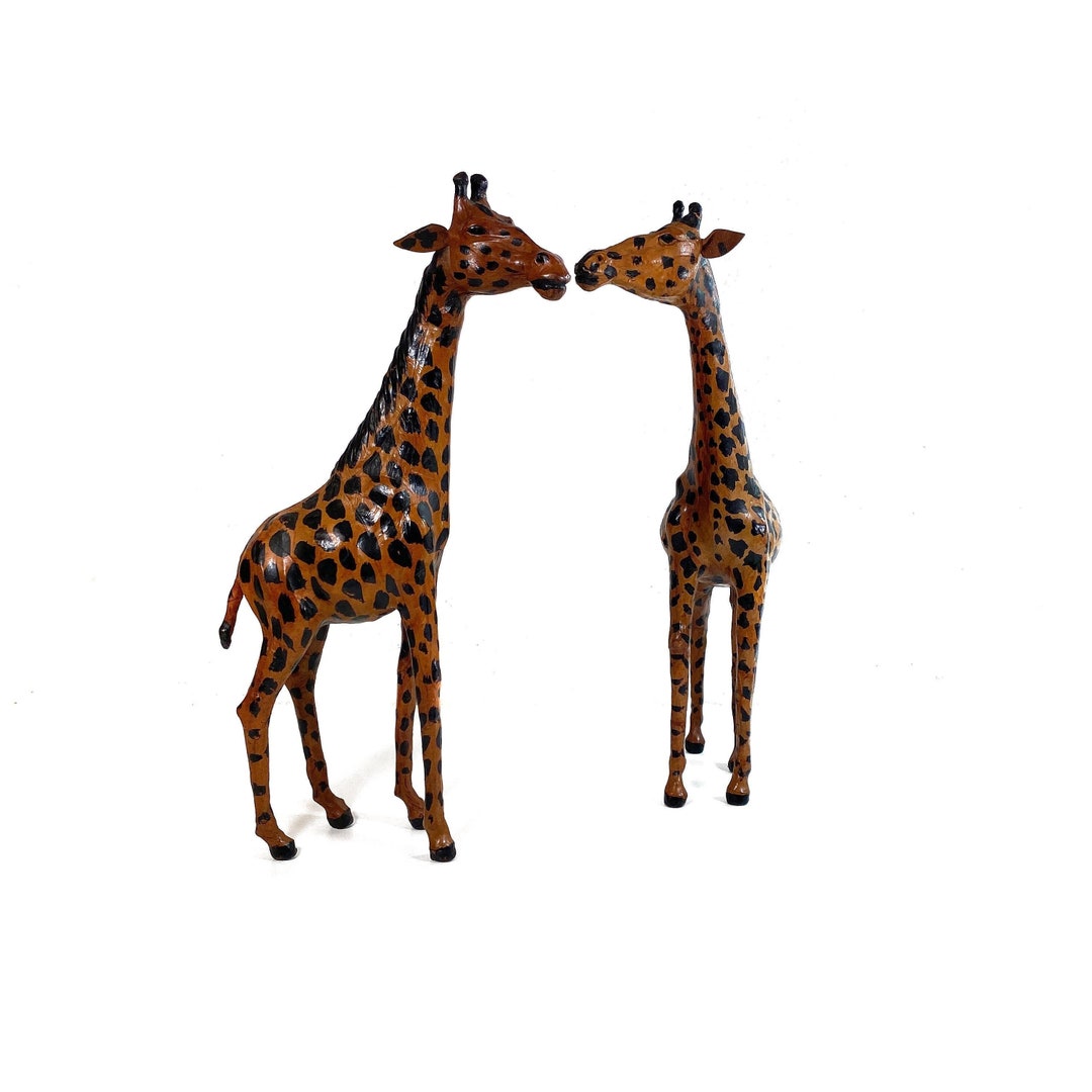 Indian Vintage Giraffes Sculptures Wrapped in Leather - Figurines ...