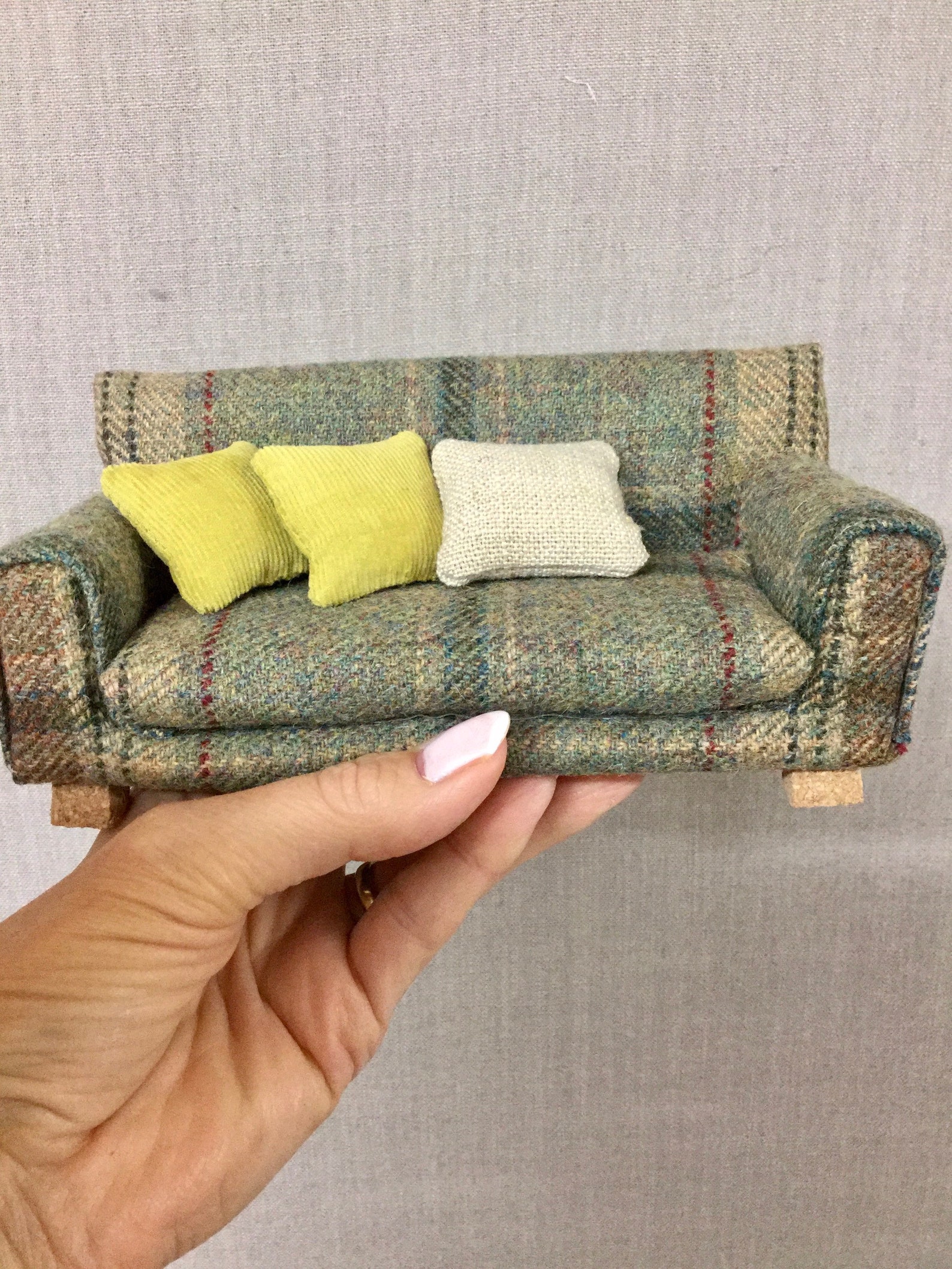 Miniature Mouse Sofa Tutorial - Etsy UK