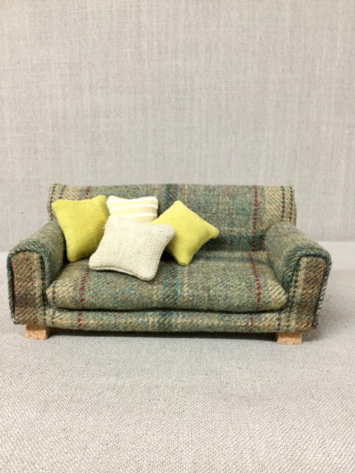 Miniature Mouse Sofa Tutorial - Etsy UK