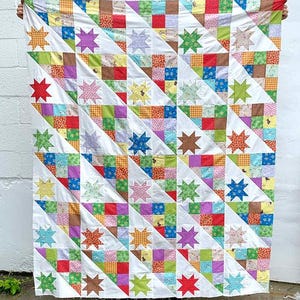 Hodgepodge Quilt Pattern by Modernly Morgan - Fat Quarter and Scrap ...