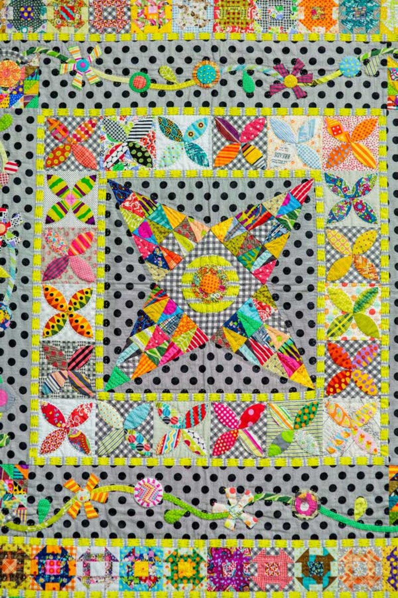 Midnight at the Oasis Quilt Pattern Features a Medallion Style - Etsy