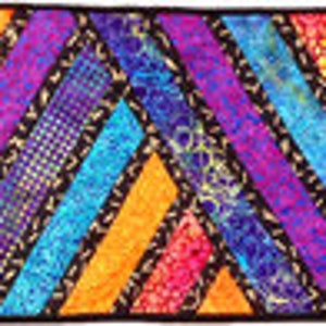 Greased Lightning Jelly Roll Runner is a Super Easy Strip Table Runner ...