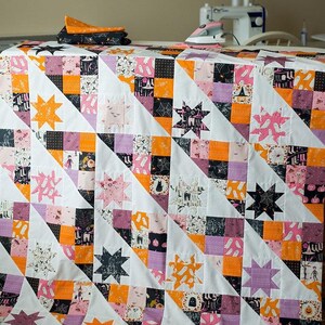 Hodgepodge Quilt Pattern by Modernly Morgan - Fat Quarter and Scrap ...
