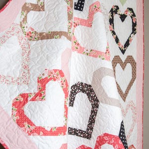 Open Heart Quilt Pattern by Lella Boutique - Fat Quarter Friendly ...