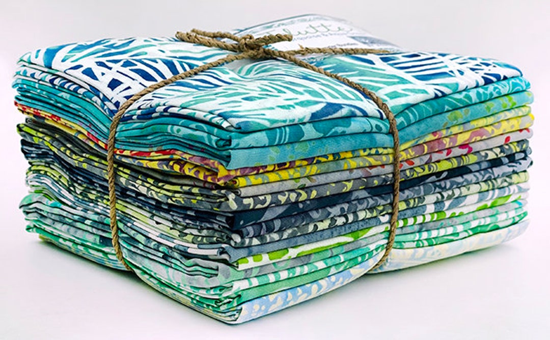 Flutter Turquoise and Aqua Green Fat Quarter Bundle 16 Pcs, Banyan ...
