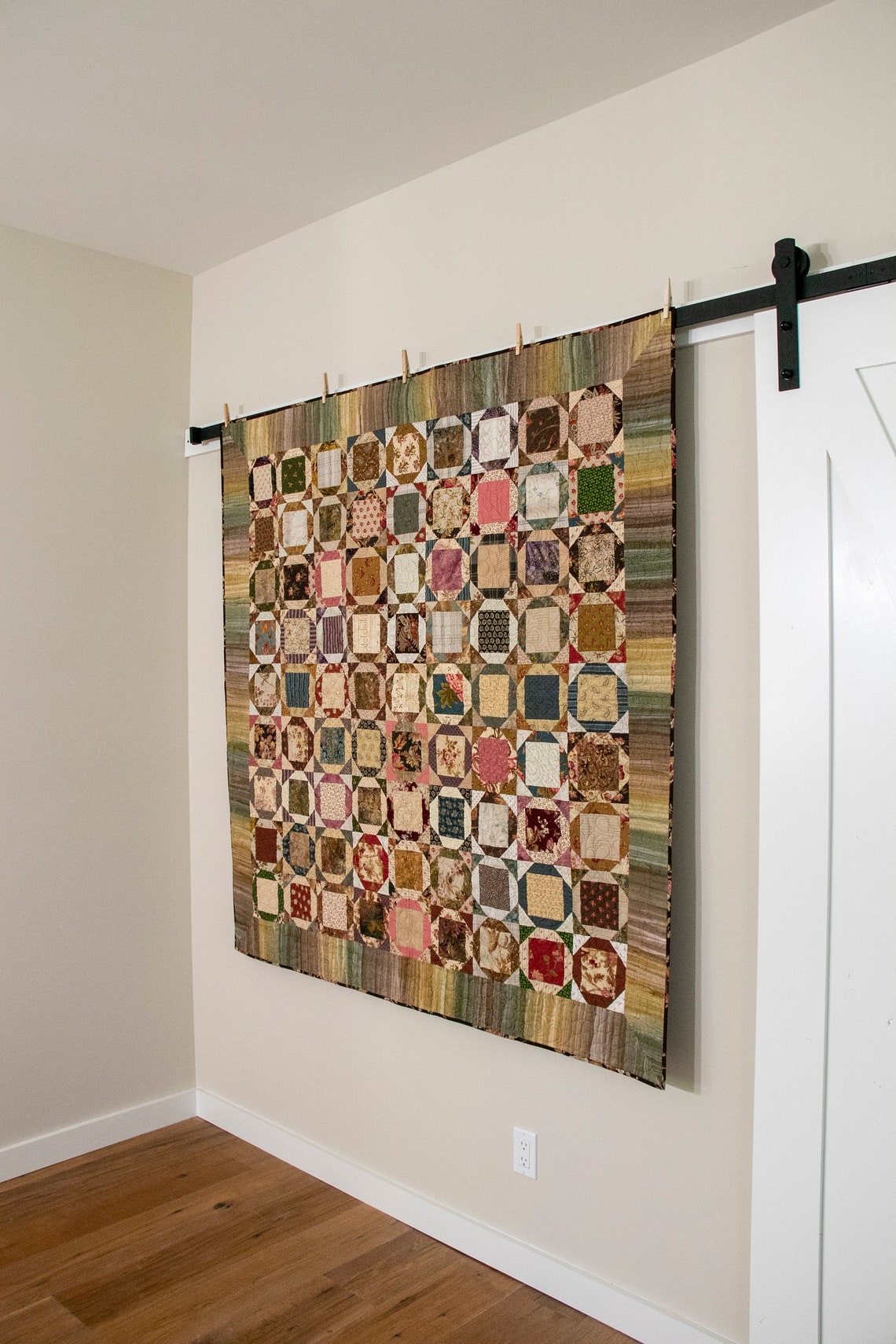Hay Bale Quilt Pattern by Laundry Basket Quilts and Edyta Sitar ...