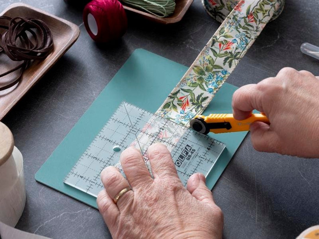 18mm Mini Rotary Cutter for Applique and Precision Cutting Fabric ...