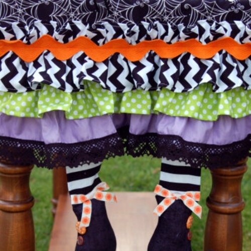Bewitched Table Runner Pattern - Etsy