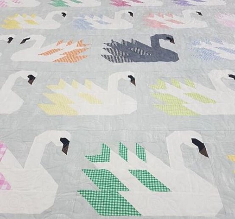 Swan Island Quilt Pattern by Elizabeth Hartman Item 8536SW - Etsy