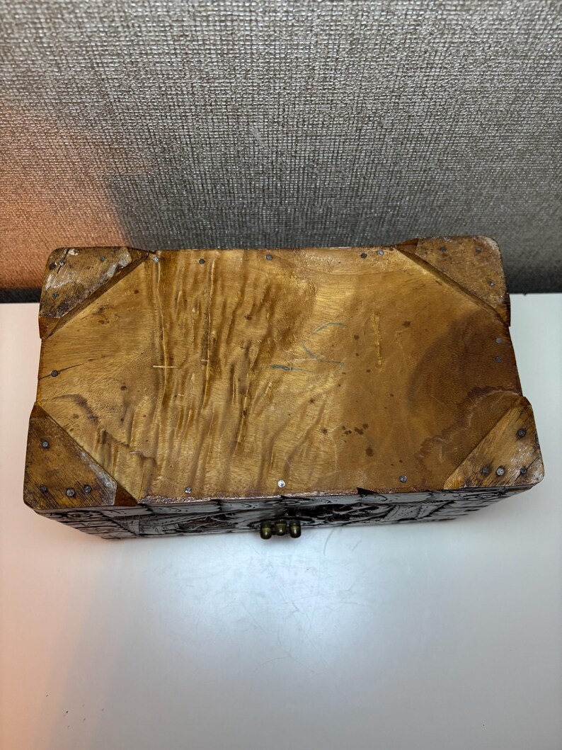 Caja antigua oriental de madera de alcanfor tallada a mano - Etsy España