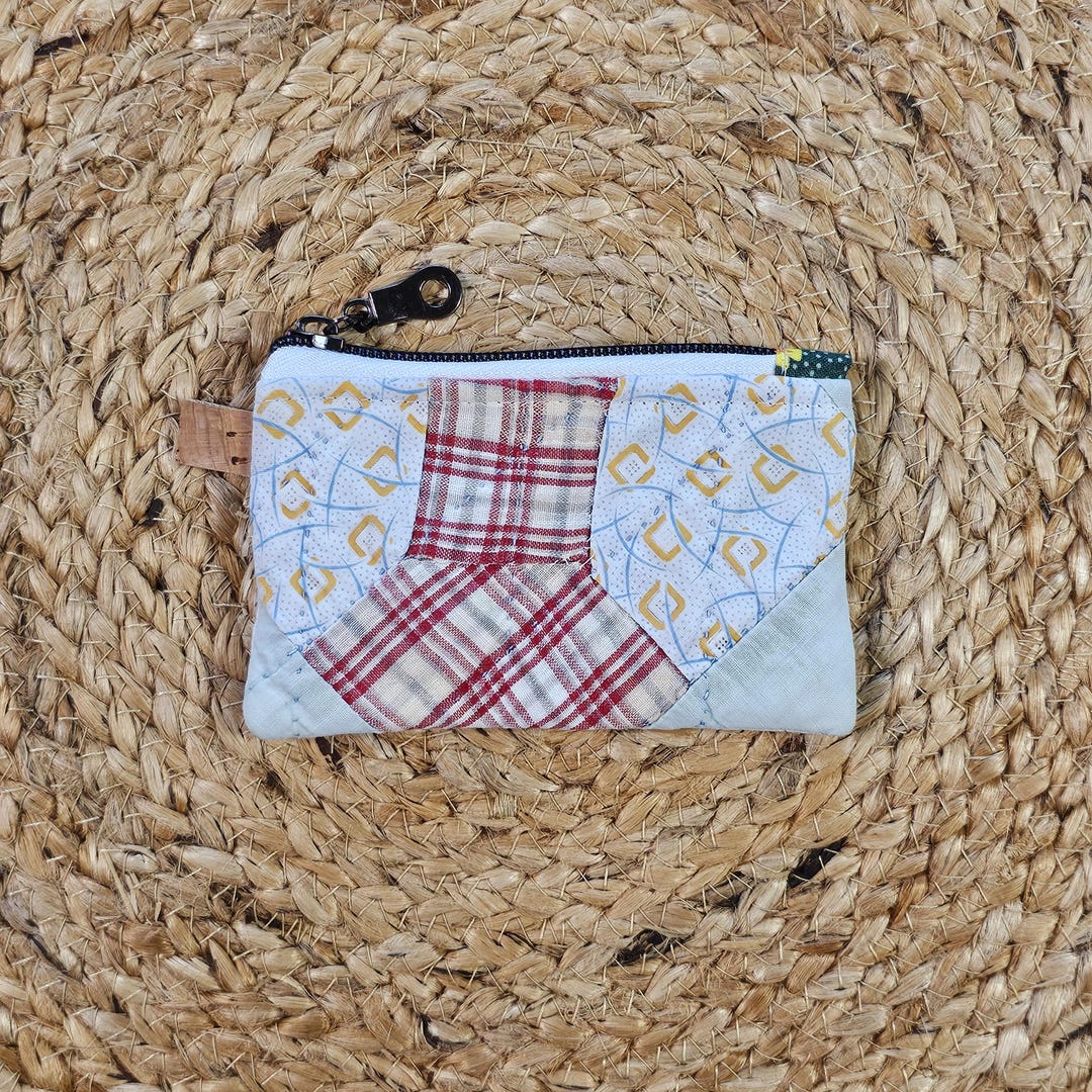 Quilted Coin Purse: Upcycled Vintage Fabric Mini Wallet - Etsy