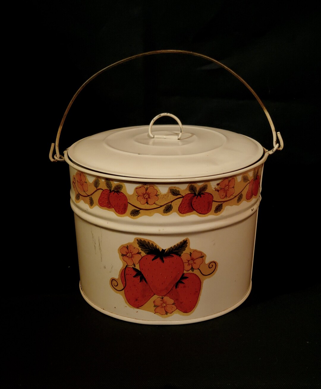 Vintage Tin Bucket/pail With Lid, Decoupage, Painted, Berry Bucket ...