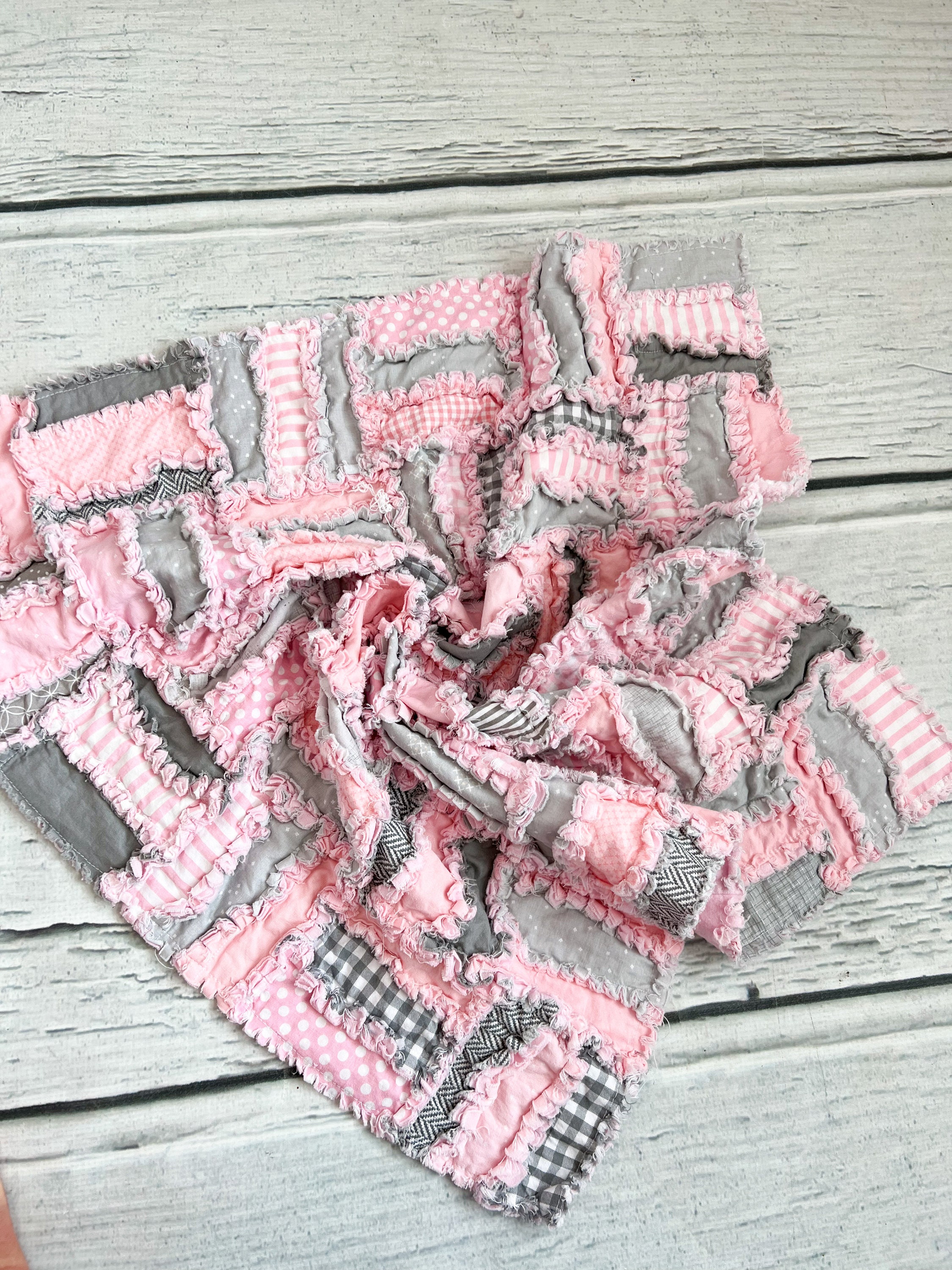 Jelly Roll Rag Quilt Pattern PDF, Rail Fence Baby Quilt Pattern, Strip ...