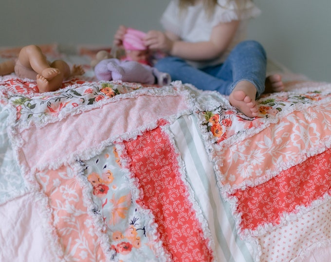 Garden Magic Queen Rag Quilt - Blues, Pinks, Greens, White, Cream - Etsy