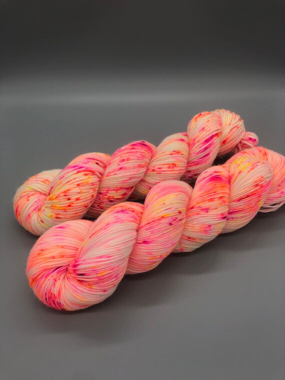 Hand Dyed Yarn Superwash Merino Wool Fluorescent Speckled - Etsy