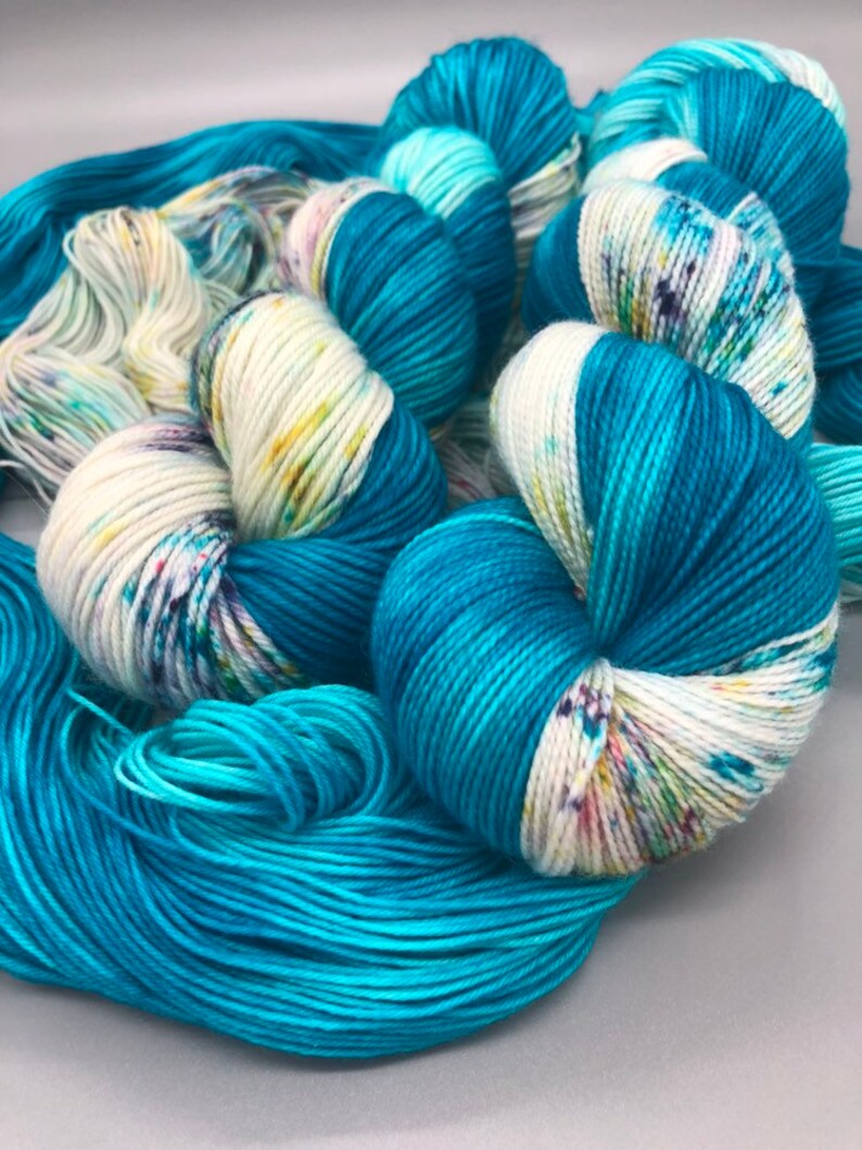 Hand Dyed Yarn Superwash Merino Wool Blue Speckled Yarn - Etsy