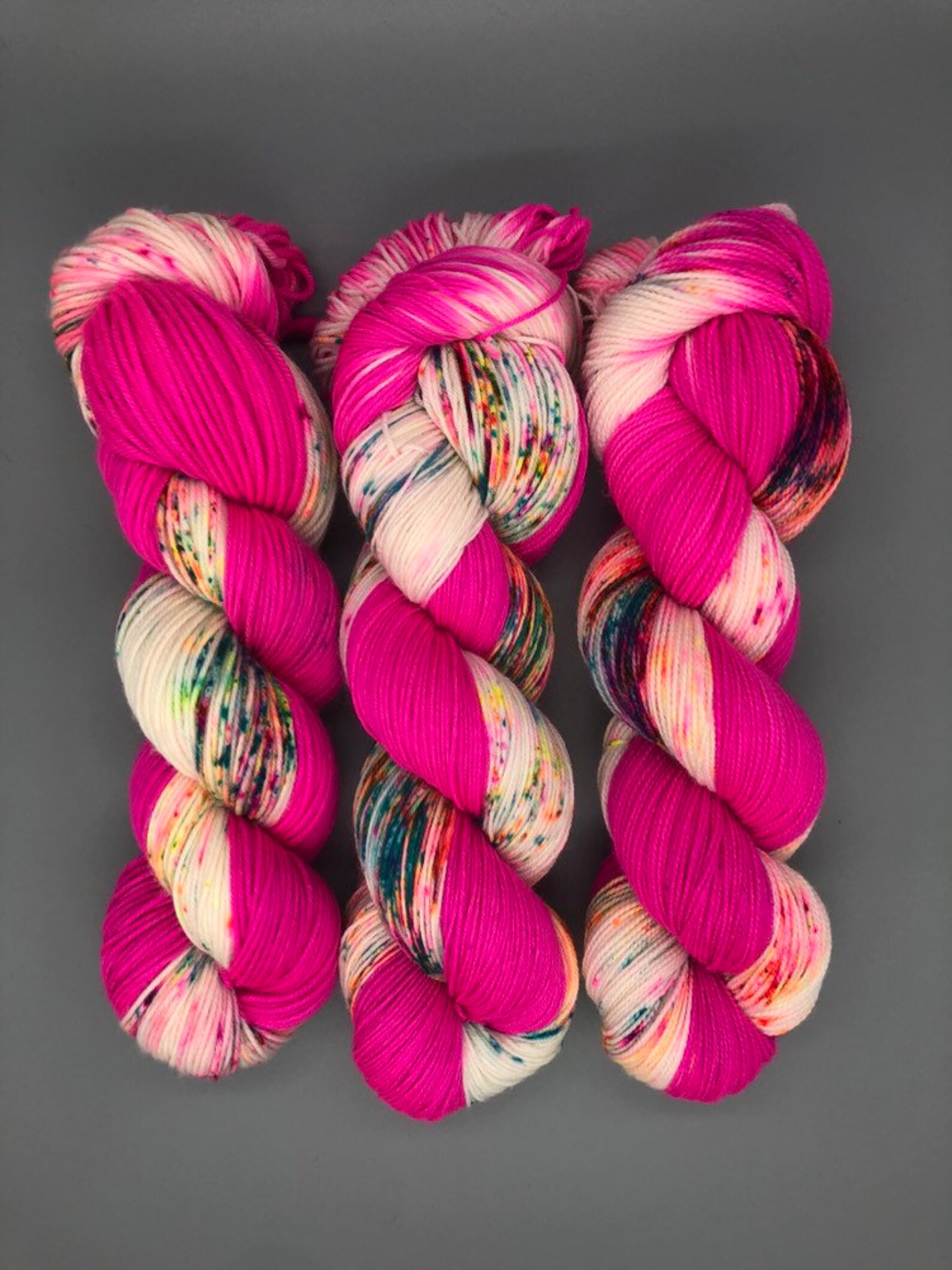 Hand Dyed Yarn Superwash Merino Wool Fuchsia Fluorescent - Etsy