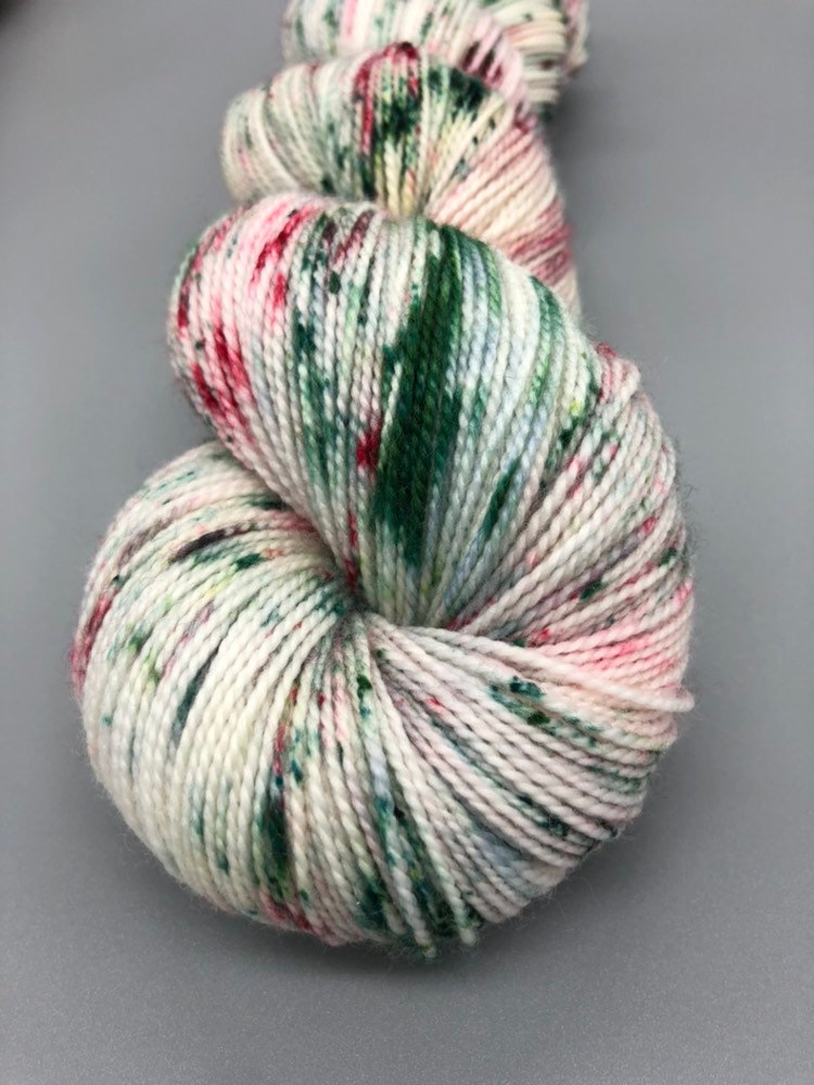 Hand Dyed Yarn Superwash Merino Wool Red Green Speckled - Etsy
