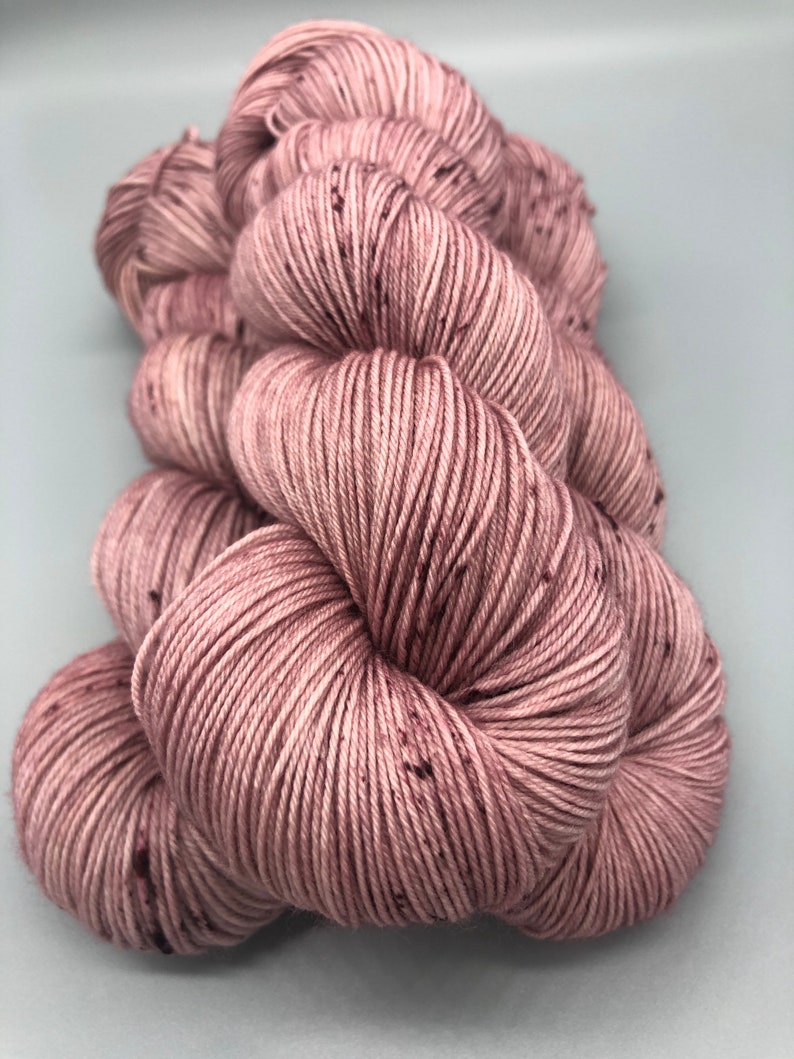 Hand Dyed Yarn Superwash Merino Wool Mauve Speckle Mauve - Etsy Hand Dyed Yarn Superwash Merino Wool Mauve Speckle Mauve - Etsy