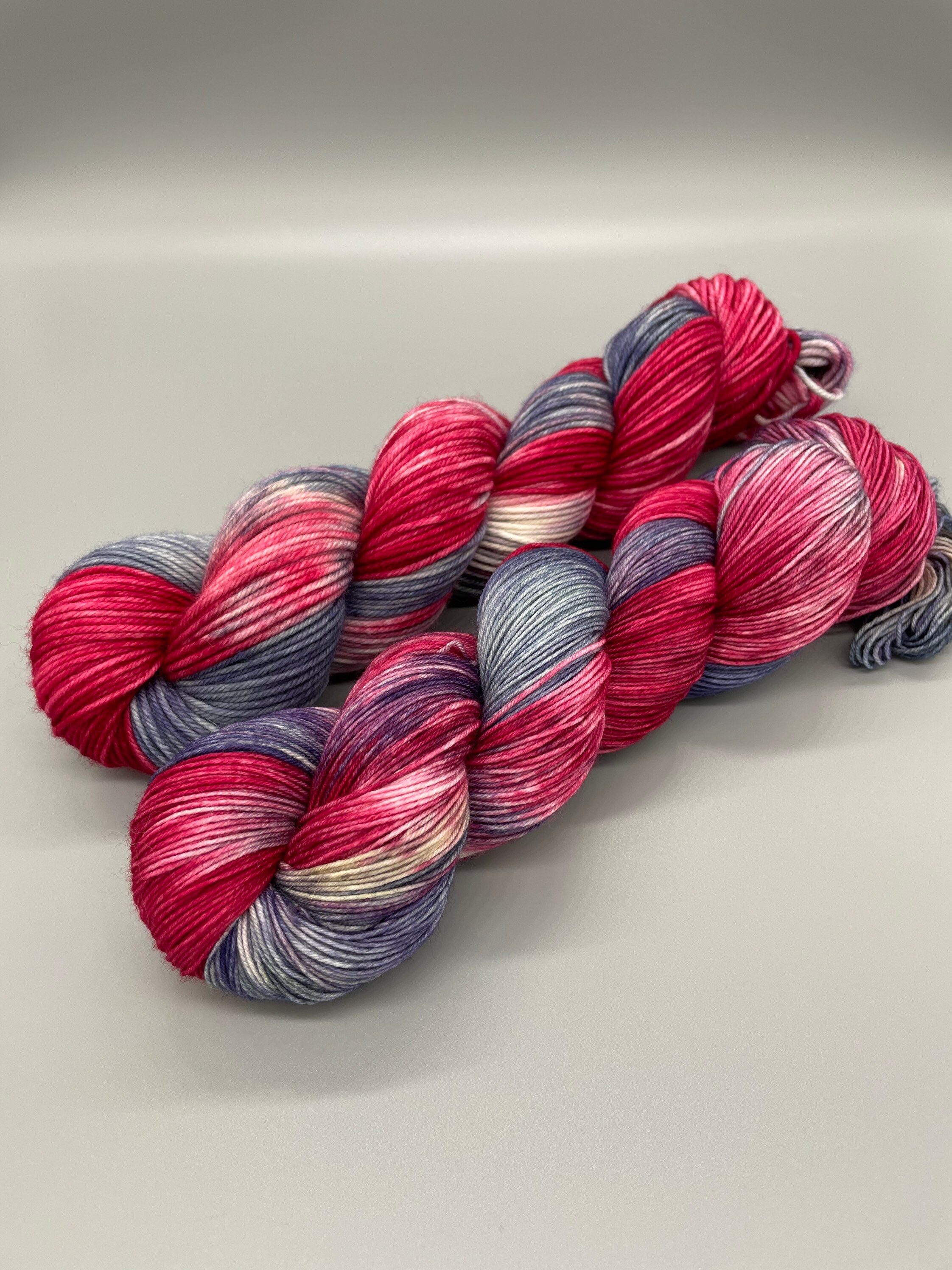 Hand Dyed Yarn Superwash Merino Wool Red Grey Green - Etsy