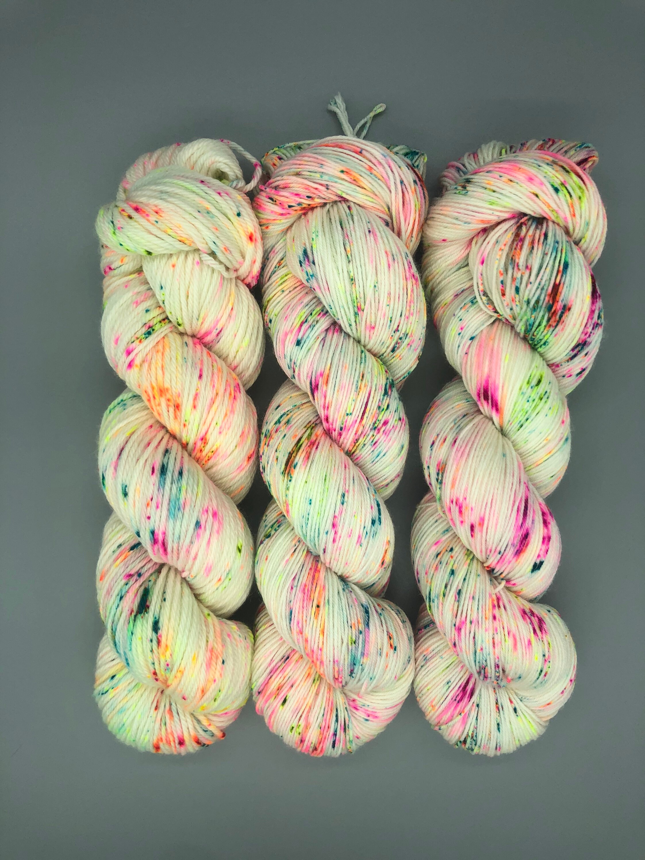 Hand Dyed Yarn Superwash Merino Wool Fluorescent Speckled | Etsy