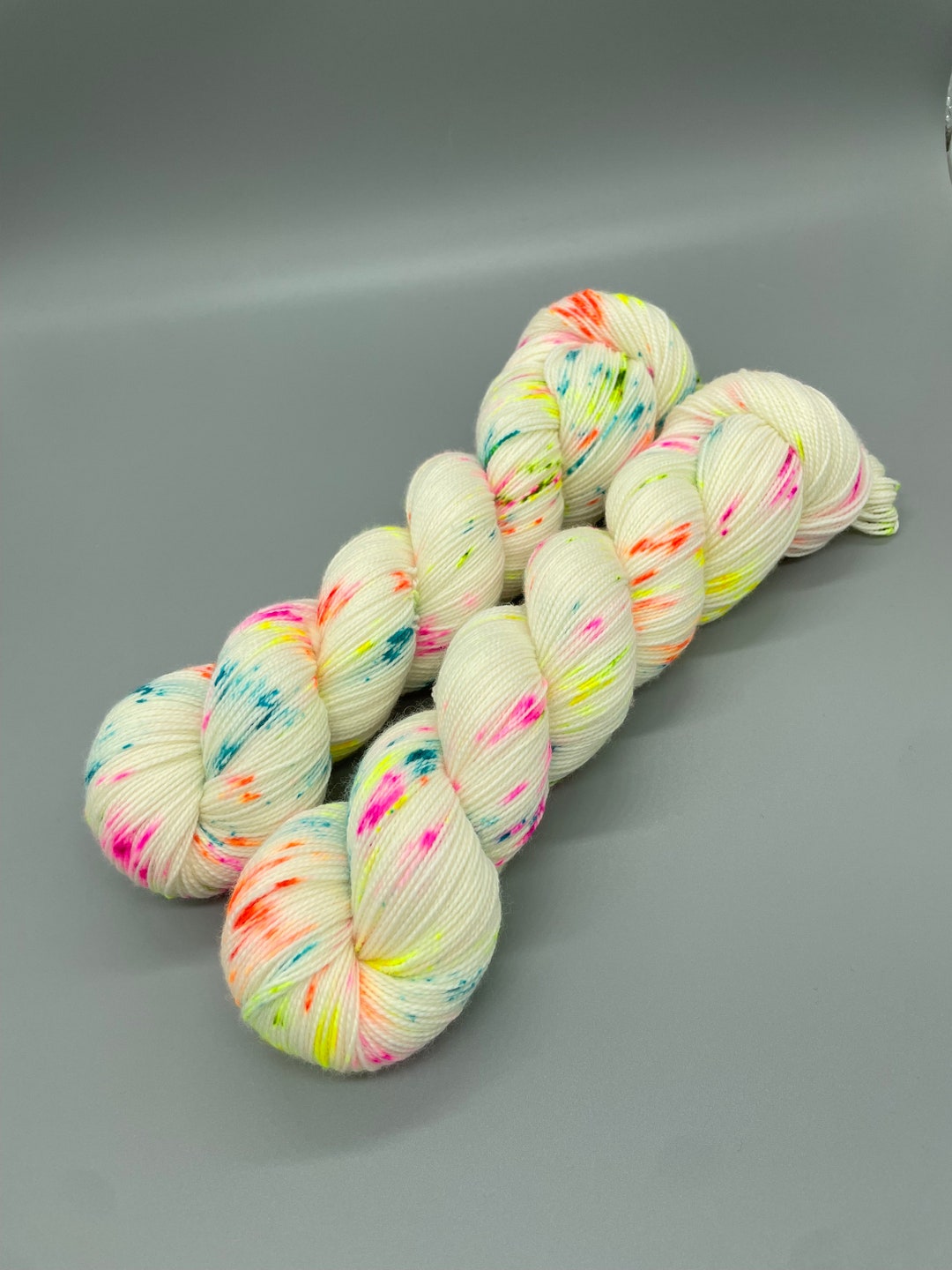 Hand Dyed Yarn, 75% Superwash Merino Wool, 25 Nylon Fingering White ...