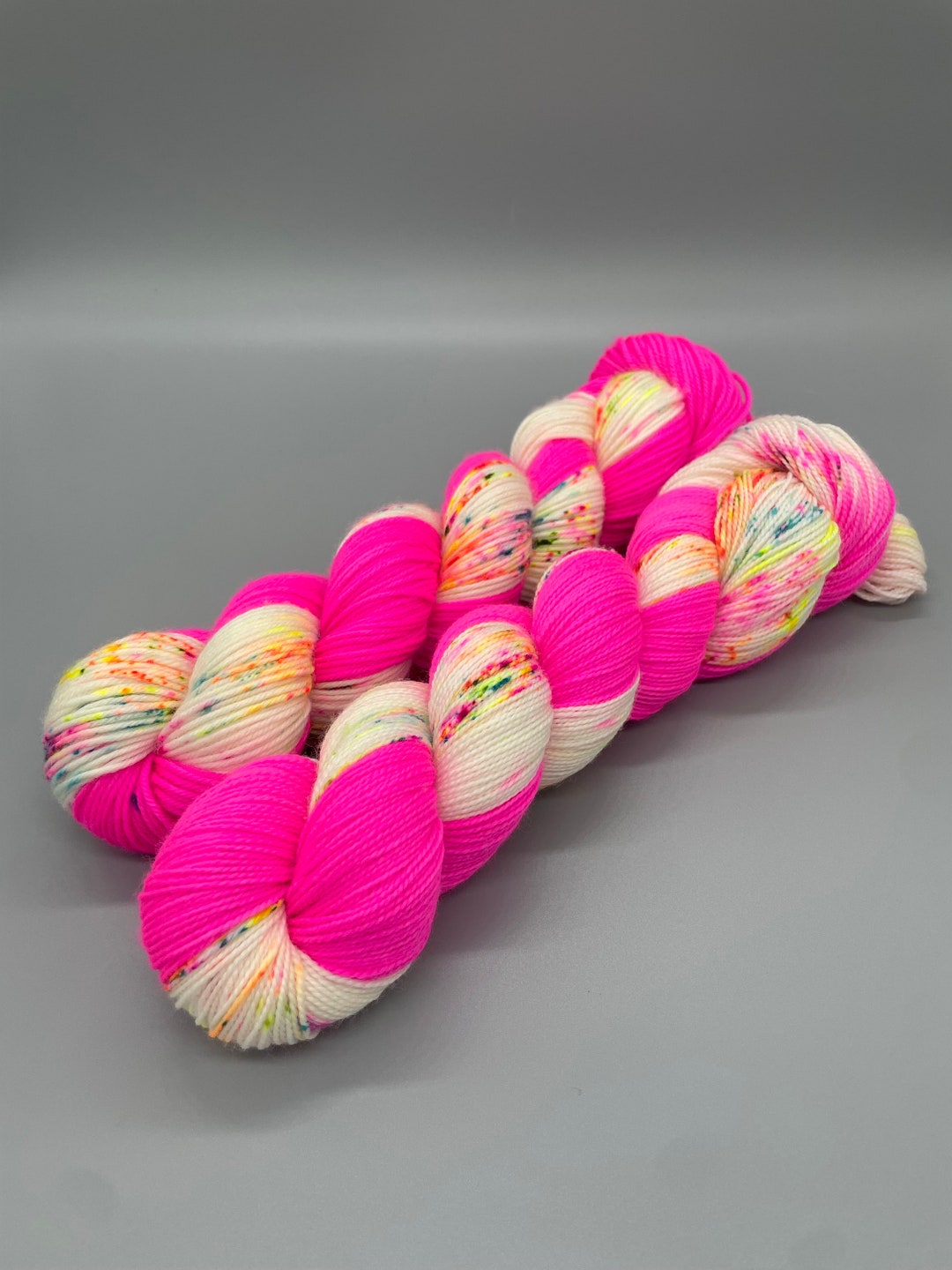 Hand Dyed Yarn, Superwash Merino Wool, Fuchsia, Fluorescent Speckled ...