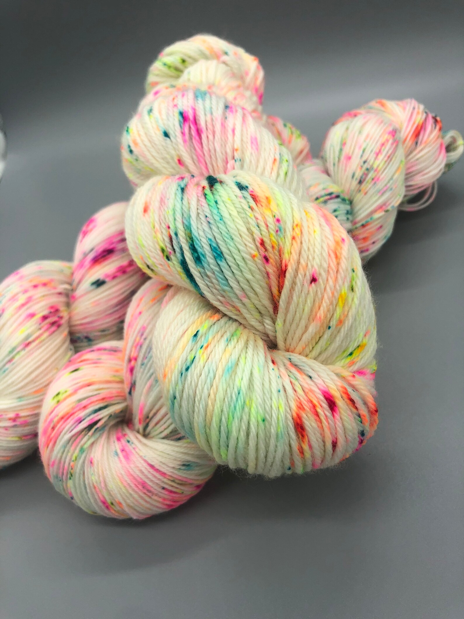 Hand Dyed Yarn Superwash Merino Wool Fluorescent Speckled | Etsy