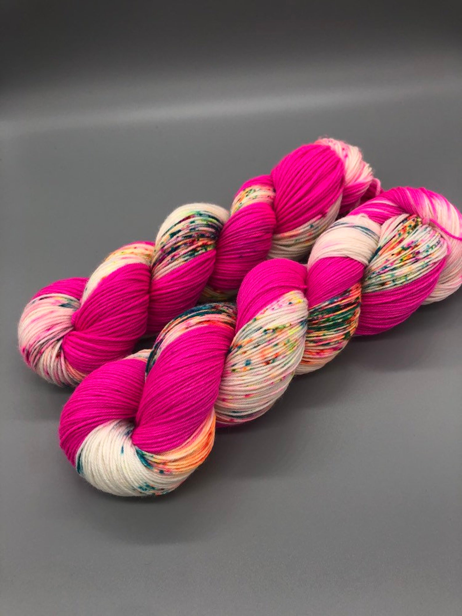 Hand Dyed Yarn Superwash Merino Wool Fuchsia Fluorescent - Etsy