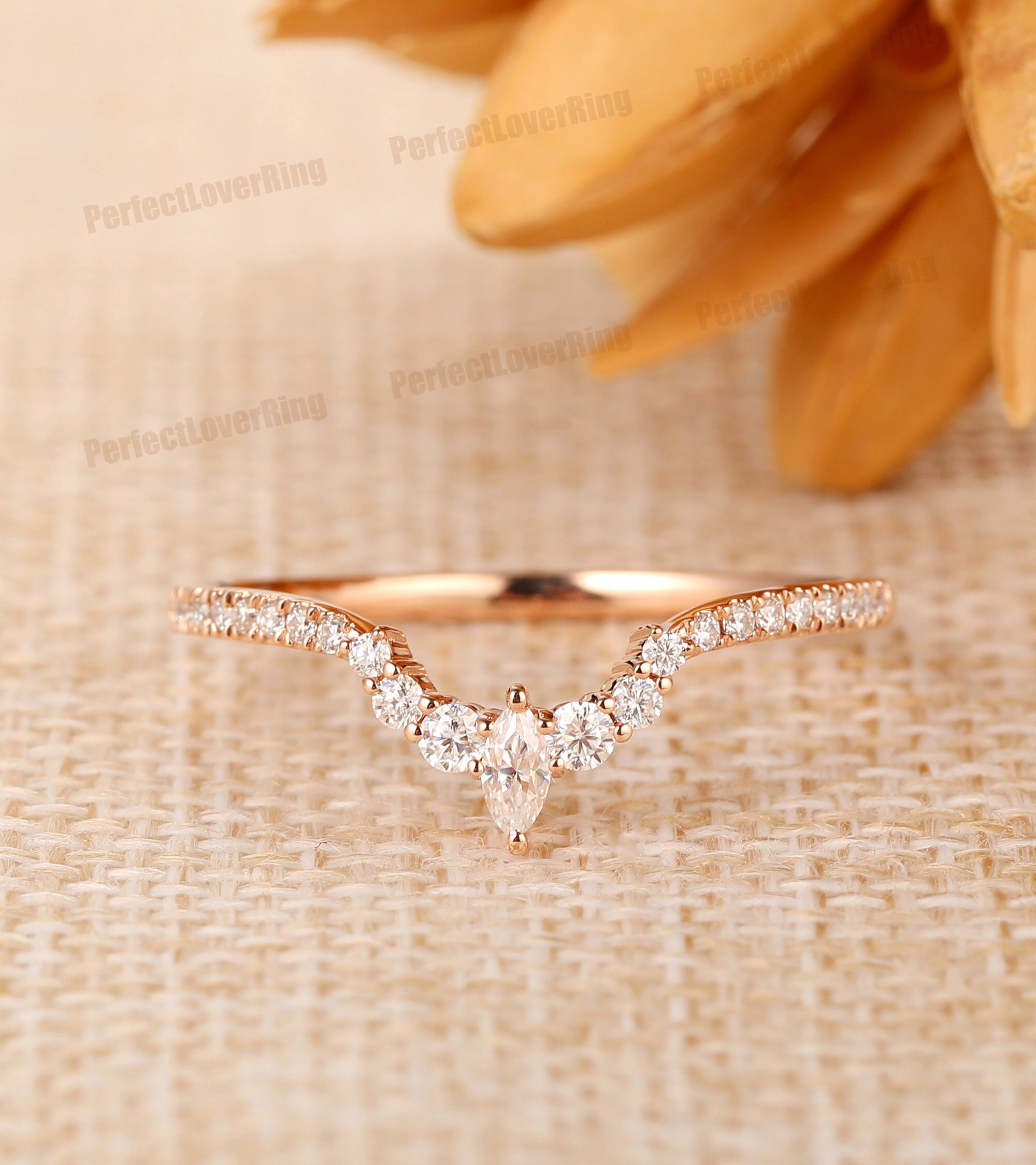 Curve Band/ 0.30CTW Moissanite Wedding Band/ Stackable | Etsy