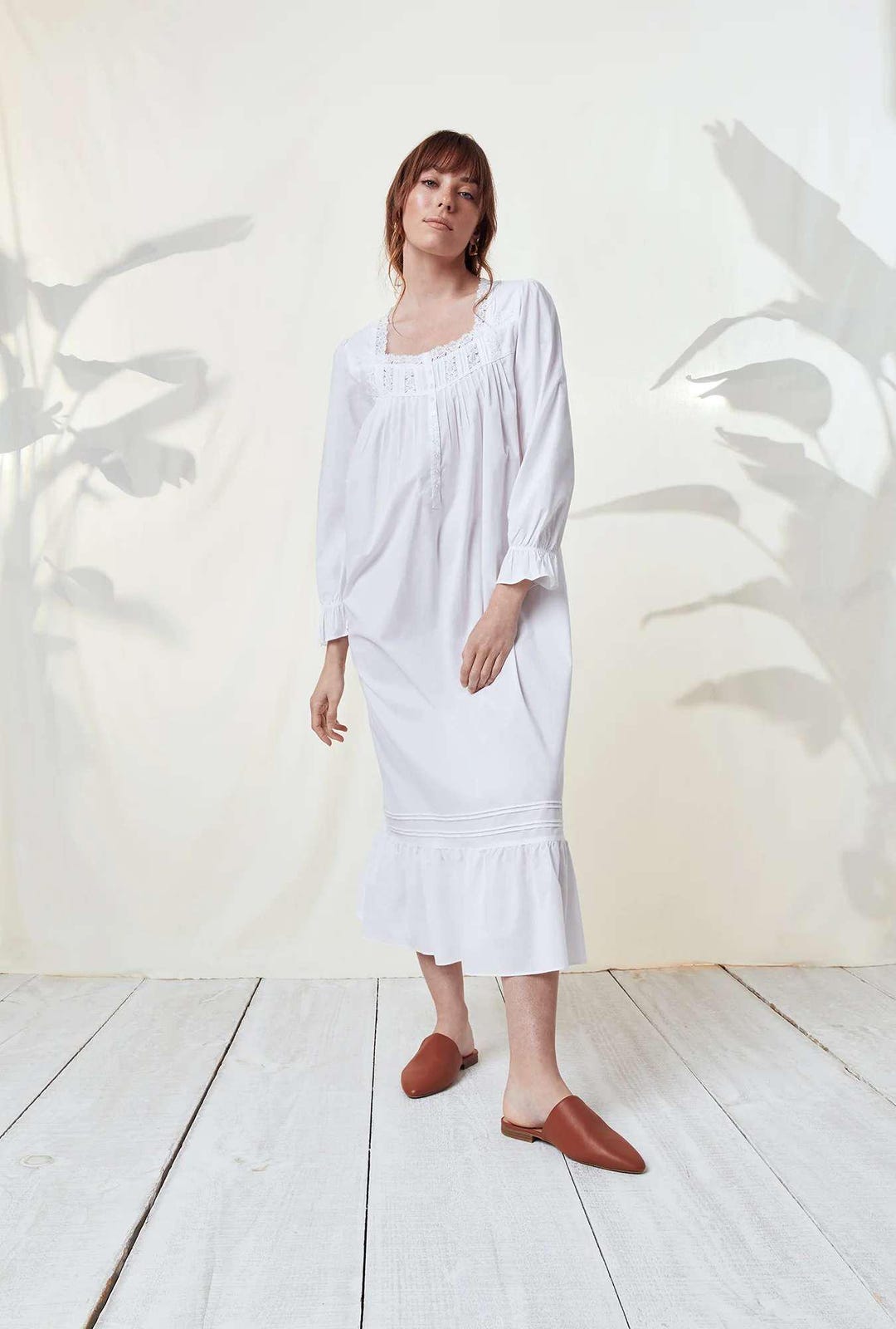 Indian White Cotton Nightgown Comfortable Stylish Sleepwear Nightdress ...
