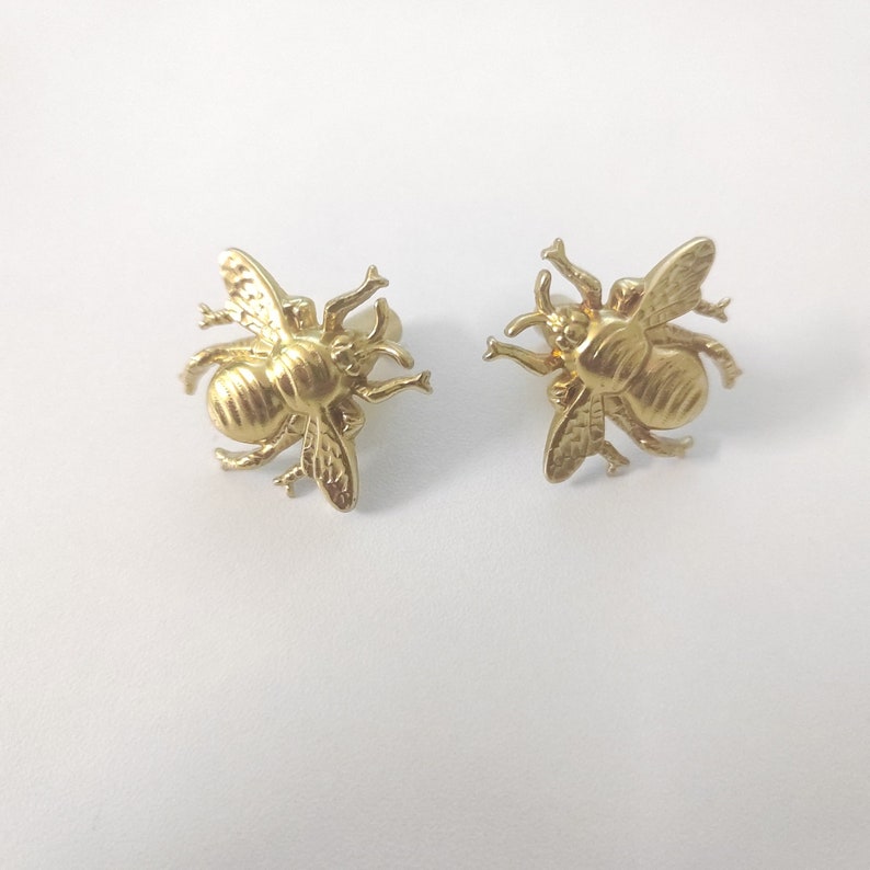 Solid Brass Bee Drawer Knob: Animal Cabinet Pull Handle - Etsy