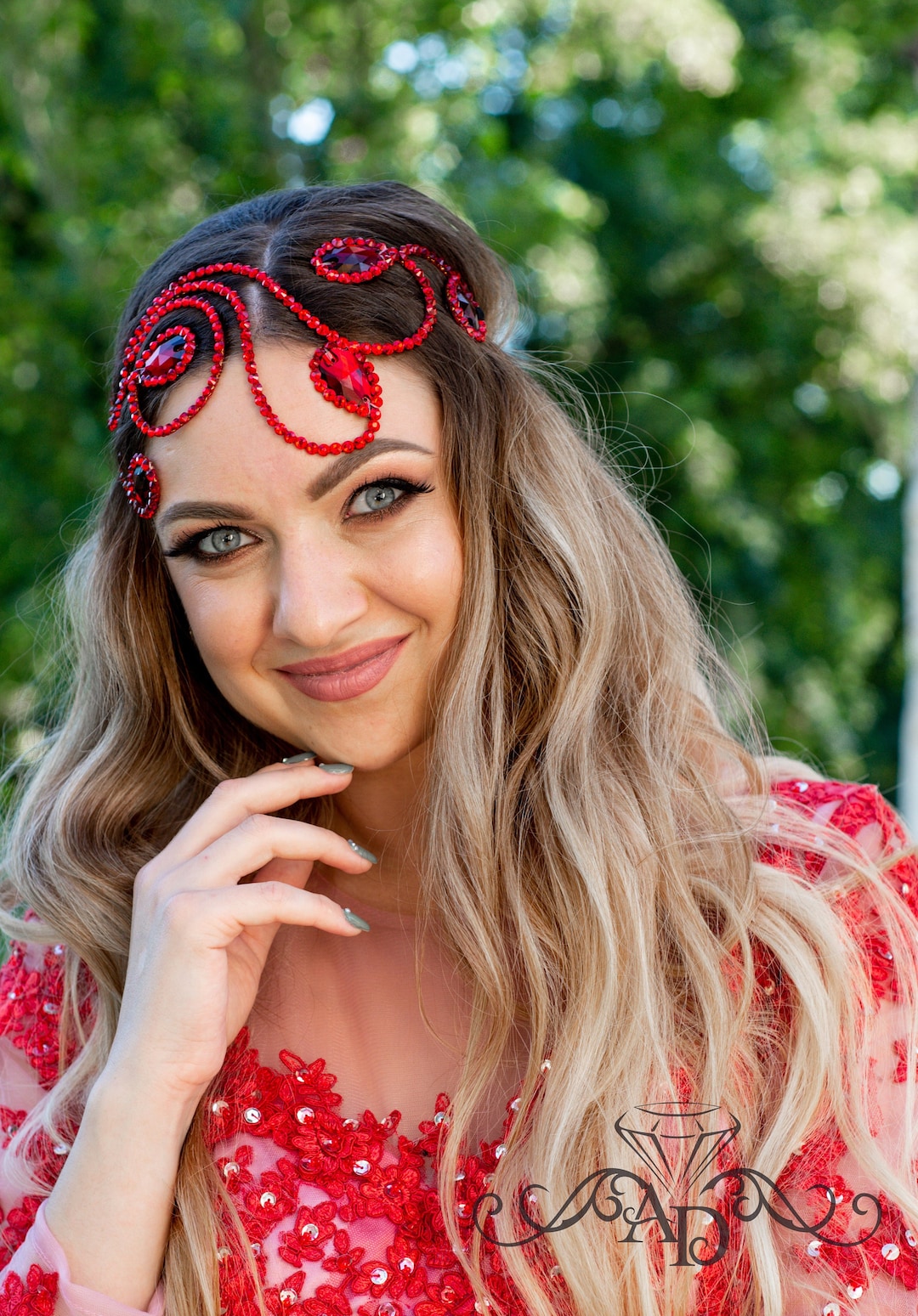 Light Siam Rhinestone Tiara, Black Rhinestone Diadem, Red Belly Dance ...