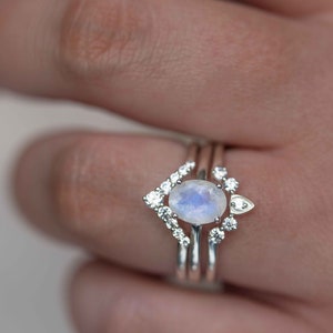 Delicate Natural Moonstone Ring in Sterling Silver and 18k - Etsy