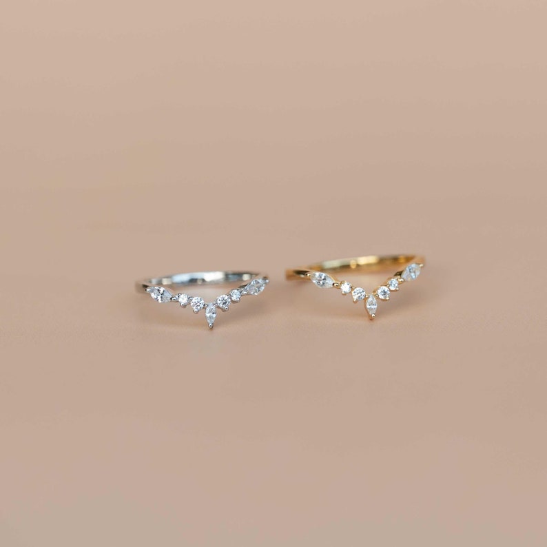 Tiara Diamond Stacking Ring, Delicate and Dainty Chevron Peak Ring Gold ...