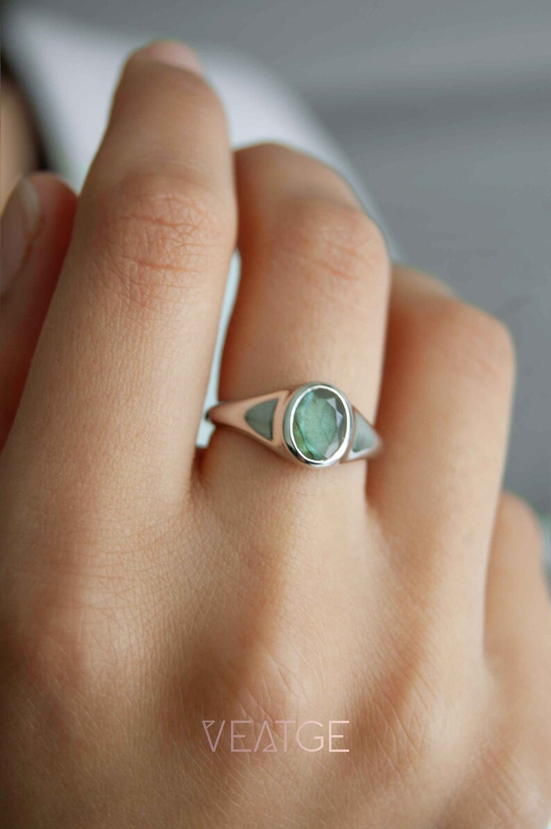 Labradorite Signet Ring Sterling Silver, Unisex Ring, Promise Ring ...