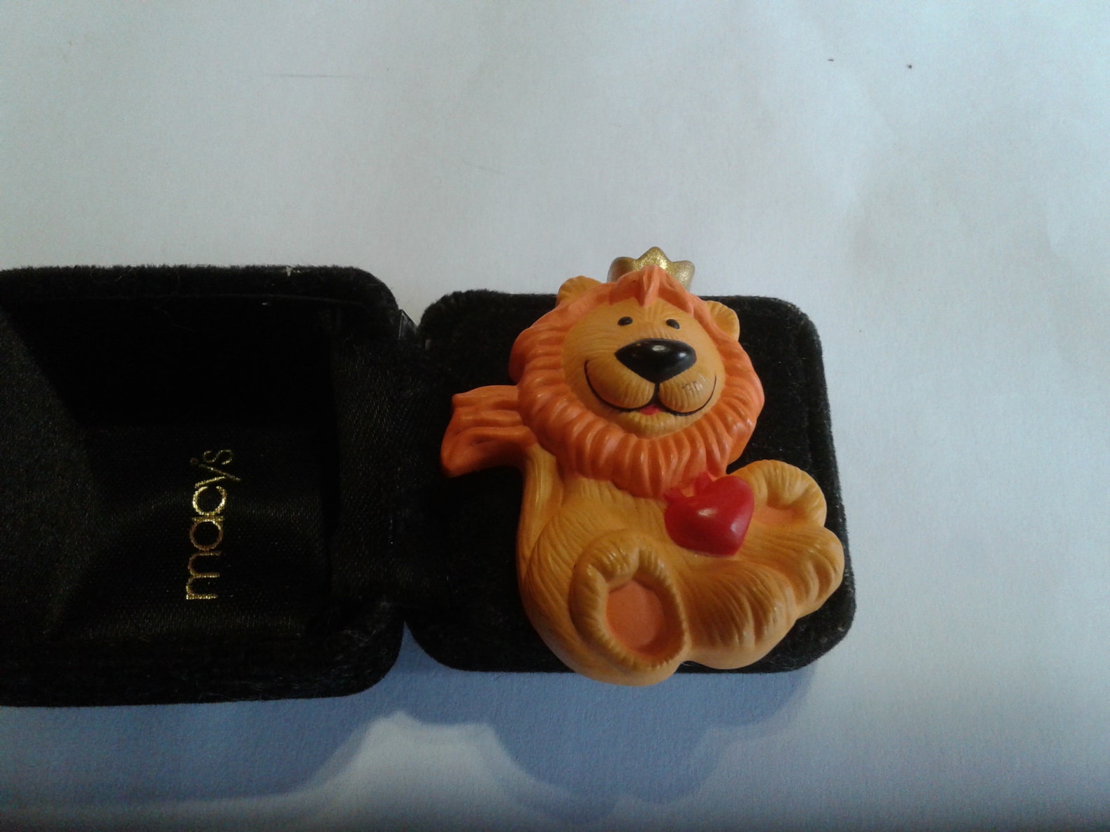 Hallmark Lion With Crown and Heart Valentine's Day Pin - Etsy
